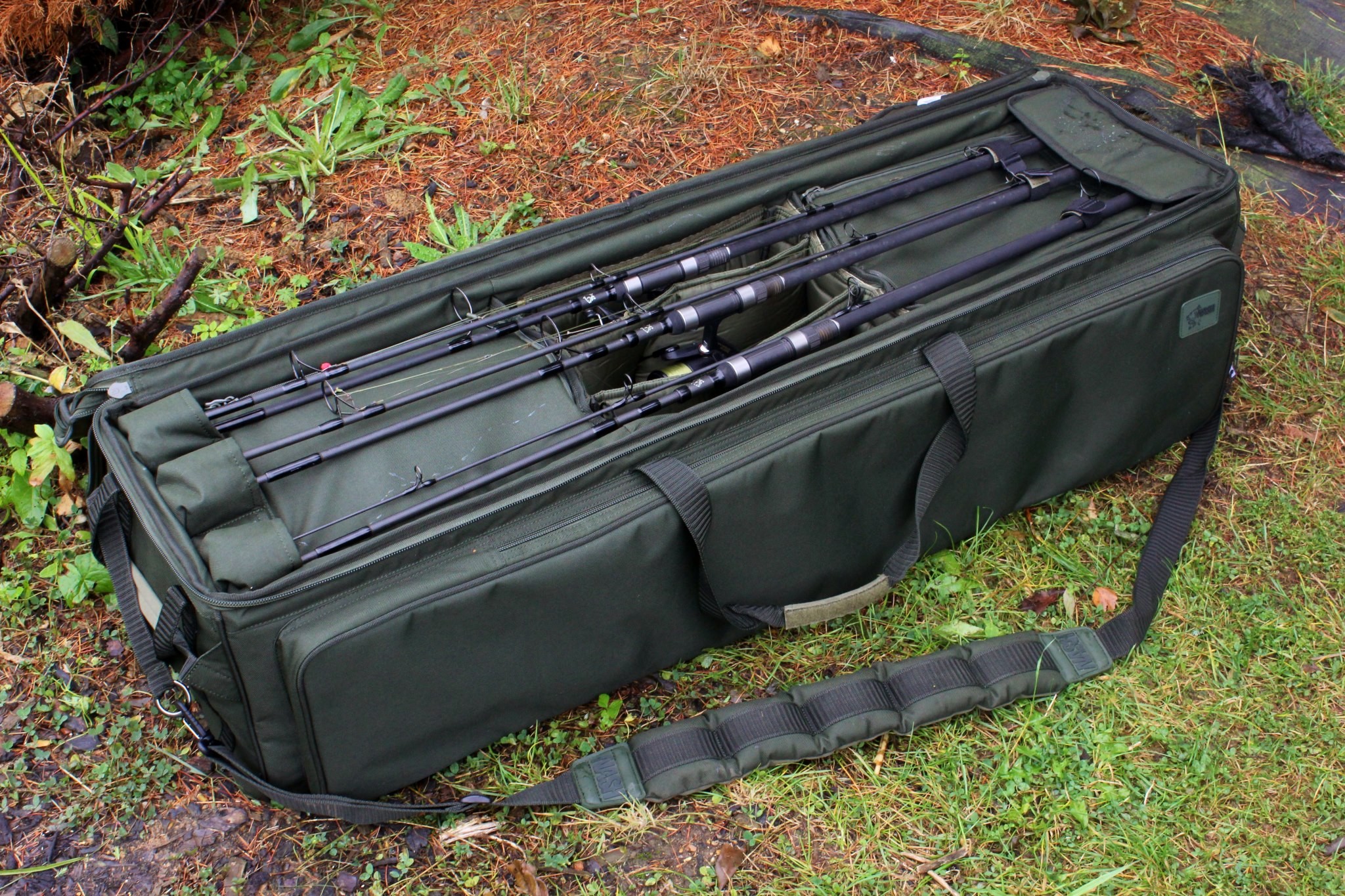 Nash Scope Carryall 10ft 3 Rod - £139.95