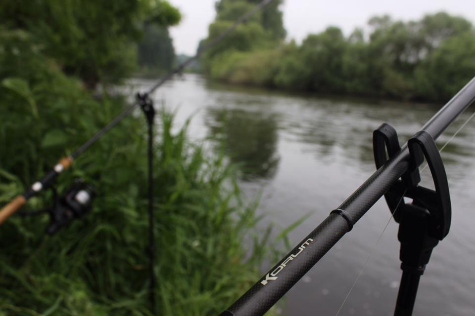 Korum Angle Tilt Windbeater Rod Rest - £3.99
