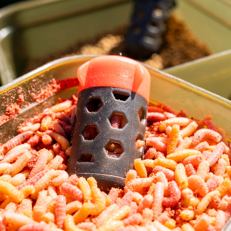 Korum Floating Feeder - £2.99