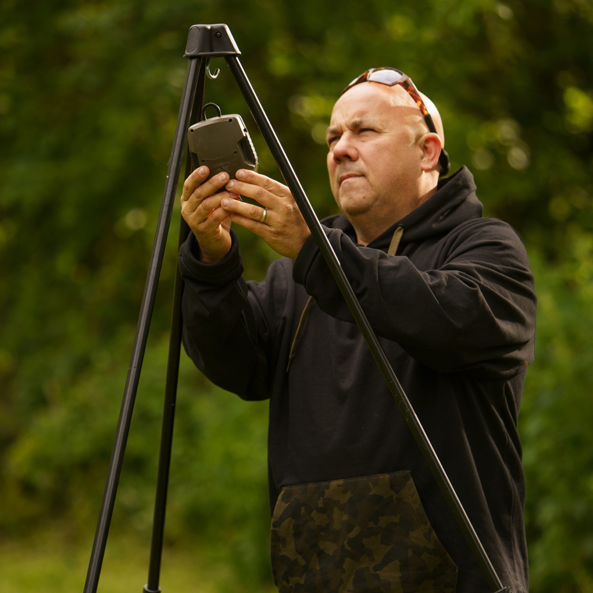 Avid Carp Revolve Weigh Tripod - £44.99