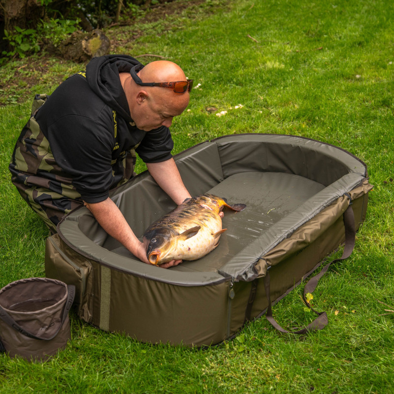 Avid Carp Pro-Tect Deluxe Cradle - £116.99