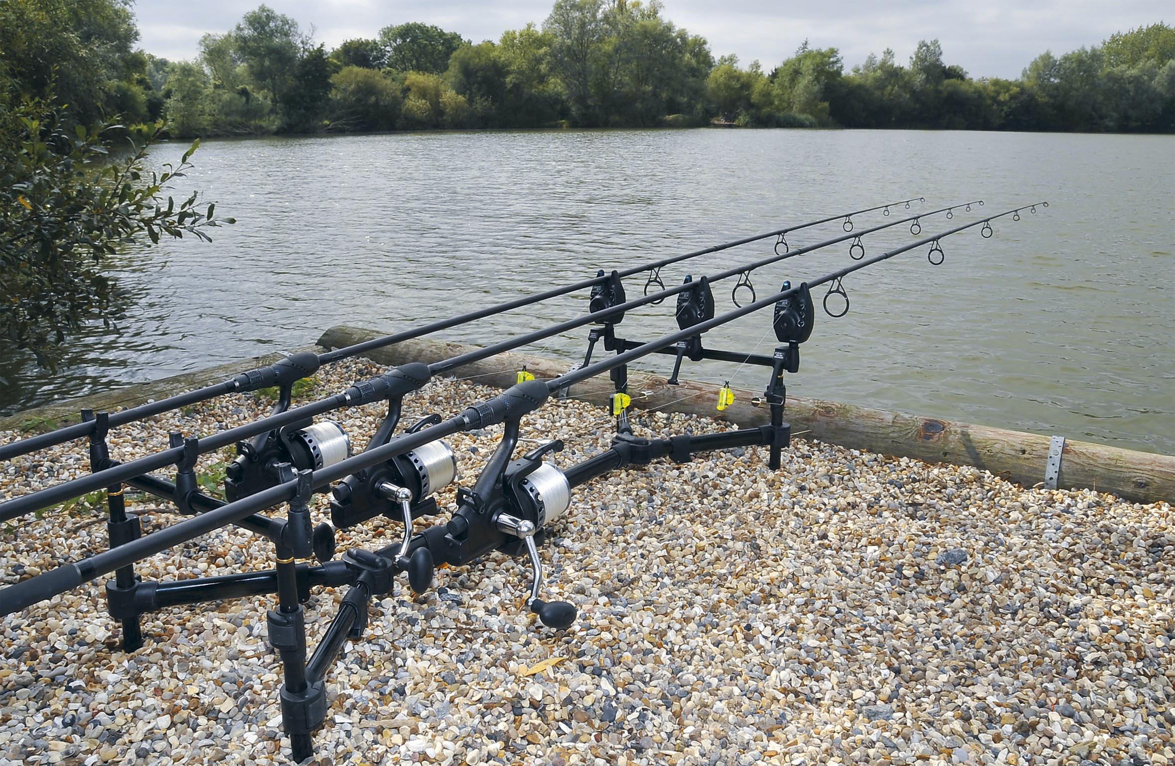 Fox Quattro Pod II 3 Rod (Inc Carry Case) - £143.99