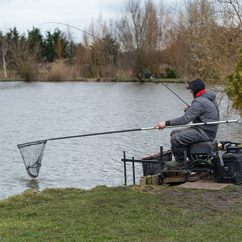 Daiwa Air Carbon Landing Nets - £40.99