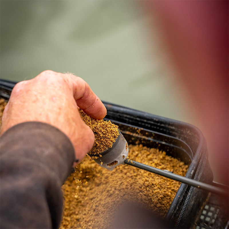 Mainline Bagga Mix Groundbait 1kg - £5.25