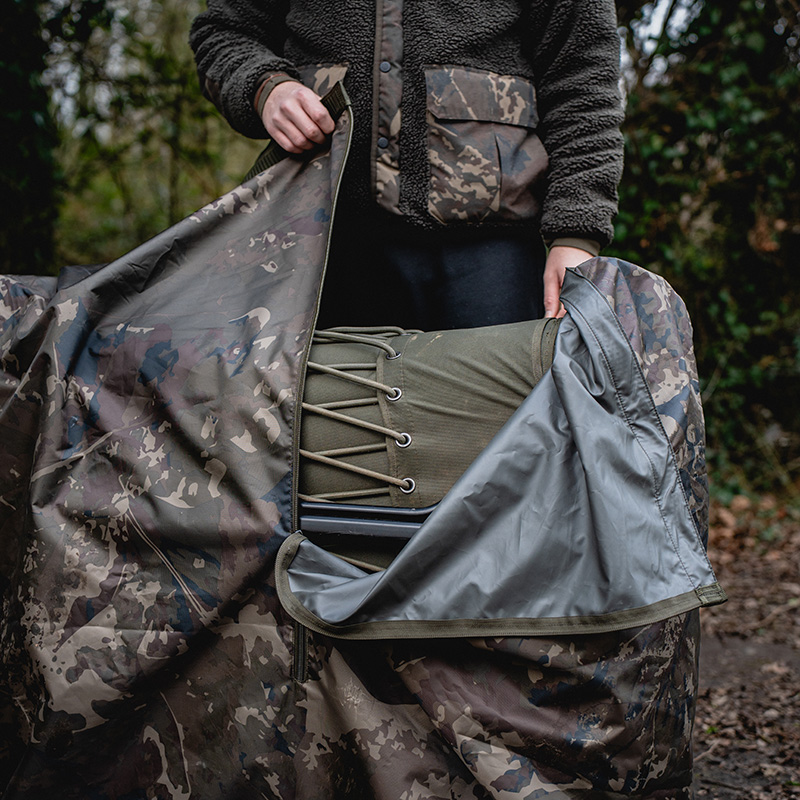 Nash Subterfuge Waterproof Bedchair Bag - £79.99