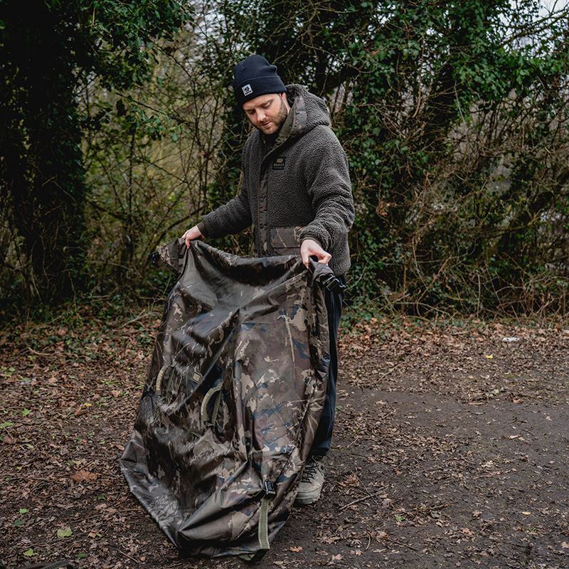 Nash Subterfuge Waterproof Bedchair Bag - £79.99
