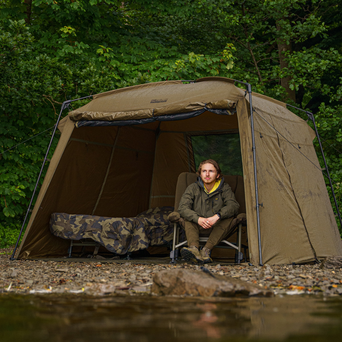 Avid Carp Revolve Screen House - £269.99