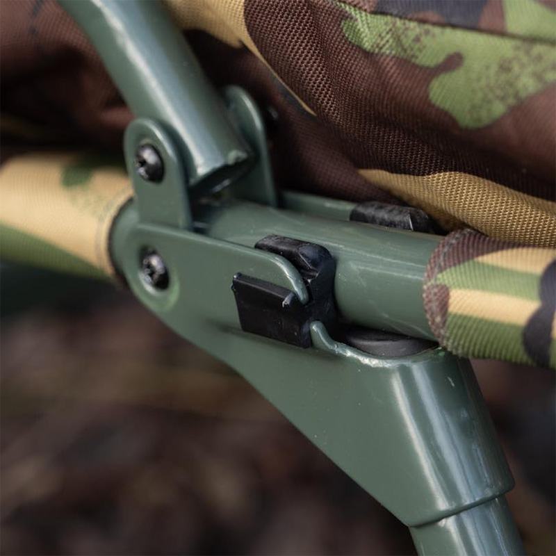 Wychwood Riot Tactical Compact Chair With Arms - £69.99