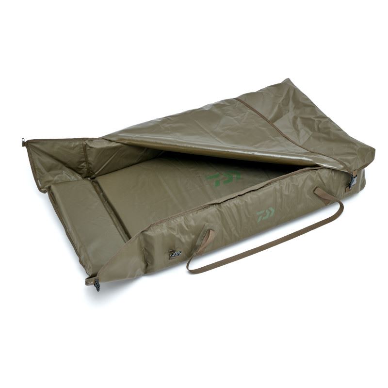 Daiwa Floating Unhooking Mat - £104.99