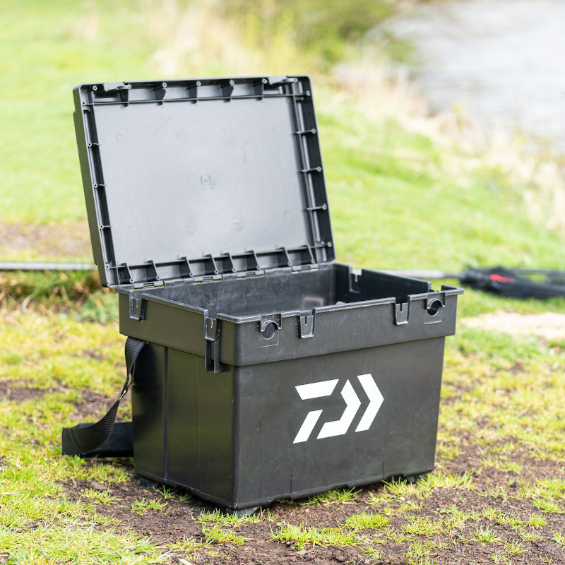 Daiwa Large D-VEC Seat Box & Cushion - £60.99