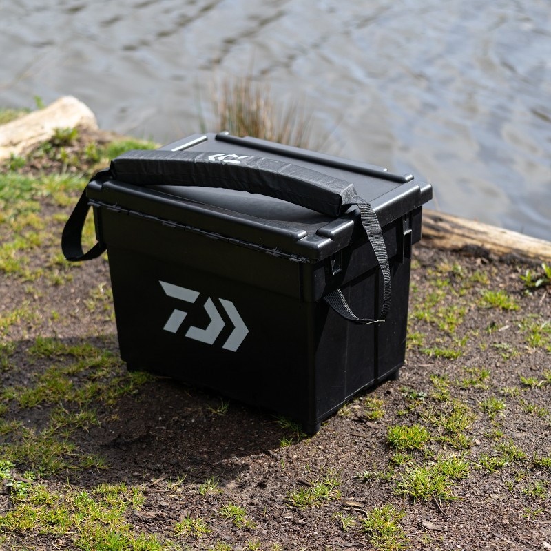 Daiwa Large D-VEC Seat Box & Cushion - £60.99
