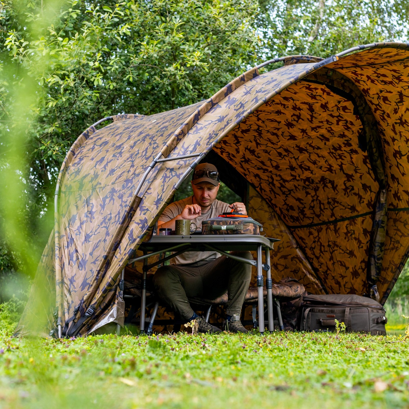 Fox XL Bivvy Table - £89.99