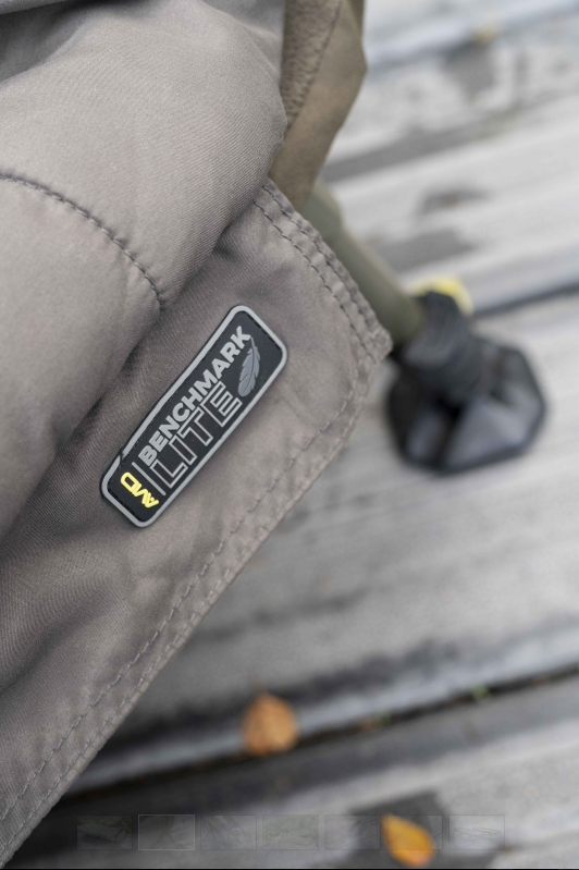Avid Carp Benchmark Lite Memory Foam System - £269.99
