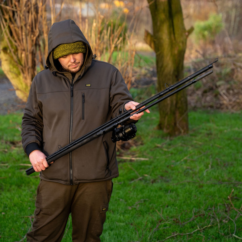 Avid Carp Revolve R Rods - £44.99