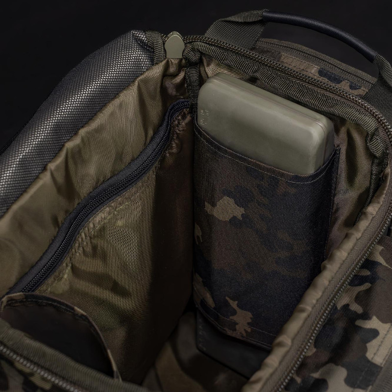 Korda Compac Dark Kamo Rucksack 30L - £74.99