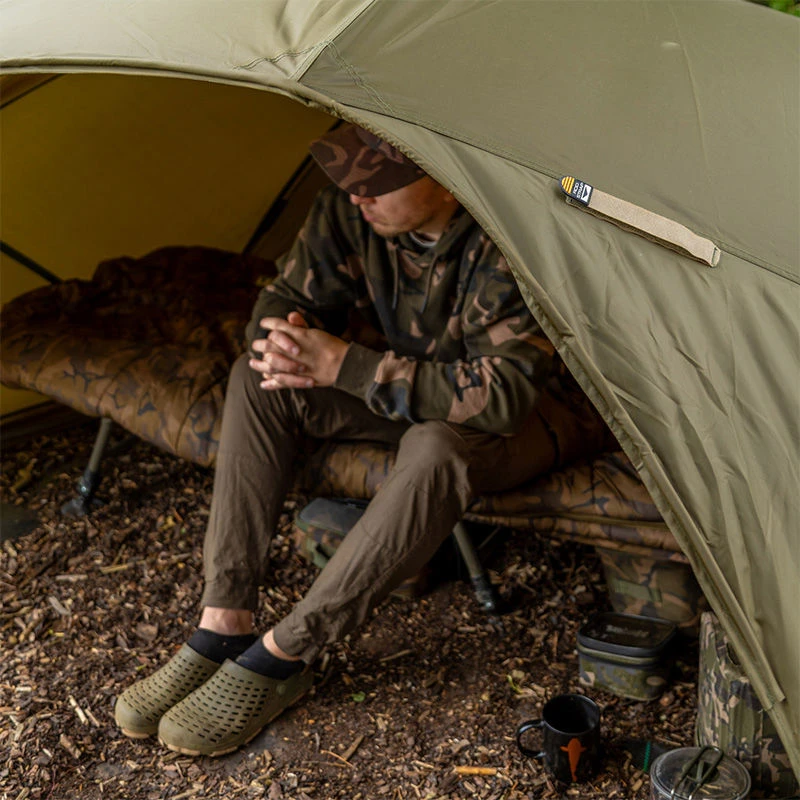 Fox Easy Brolly 60inch - £152.99
