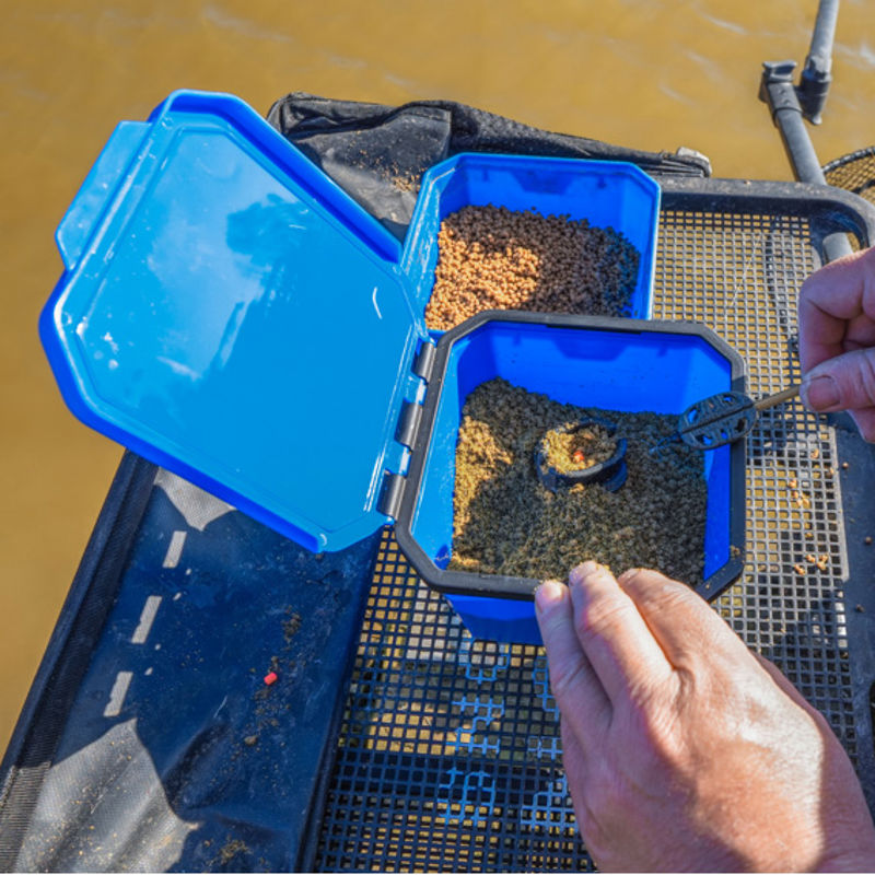 Preston Innovations 3 Pint Flip Lid Bait Tub - £4.49