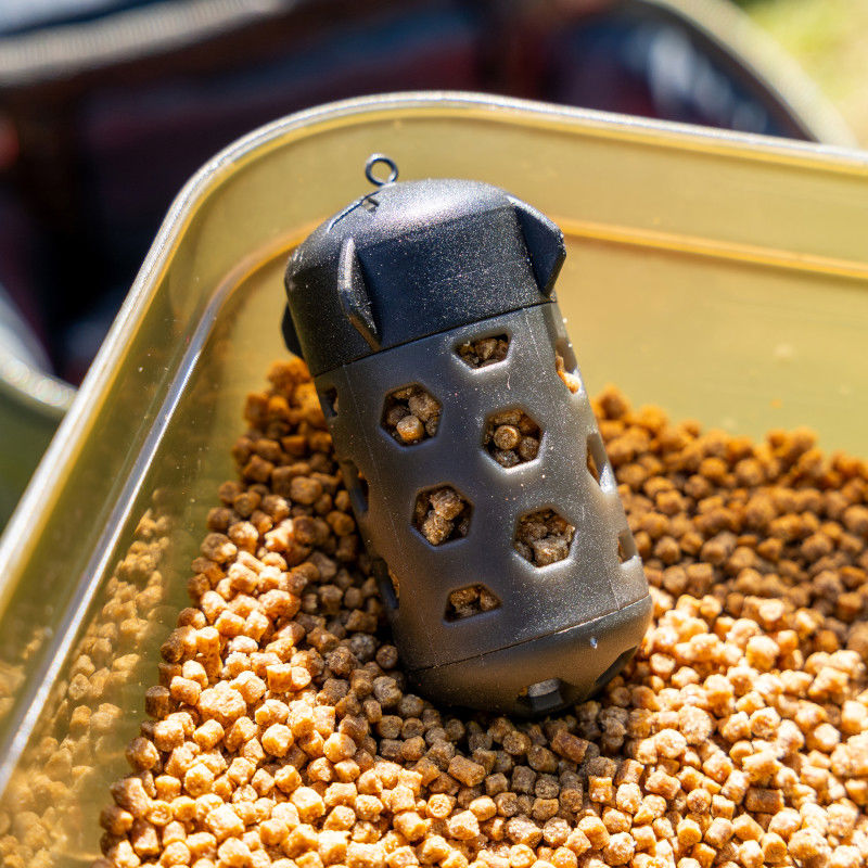 Korum Floating Feeder - £2.99